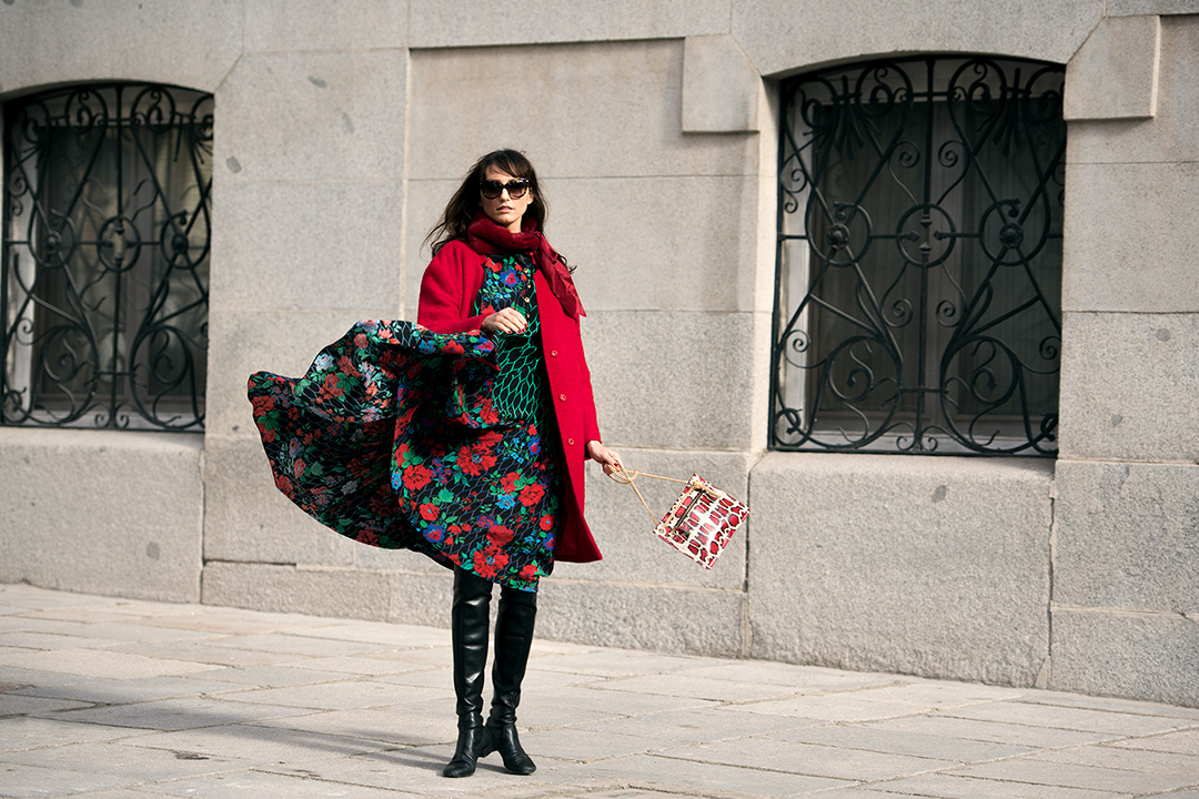 Red Kenzo Street Style - M.I.T ME BLOG